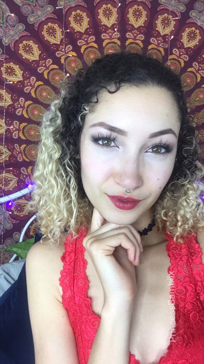 Photo Catégorisée Avec Bambii Bonsai Brunette Camgirl Chaturbate